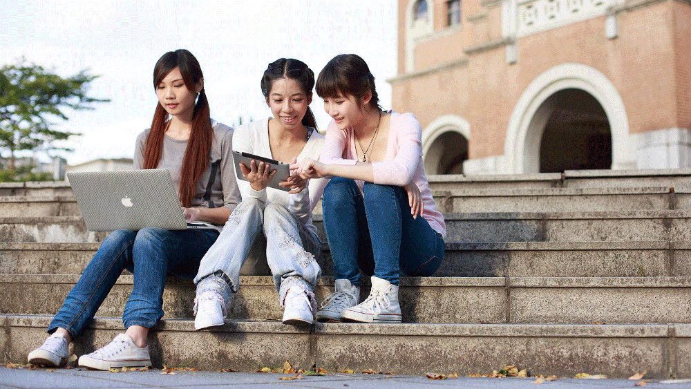 Factors influencing Chinese students wanting to study overseas